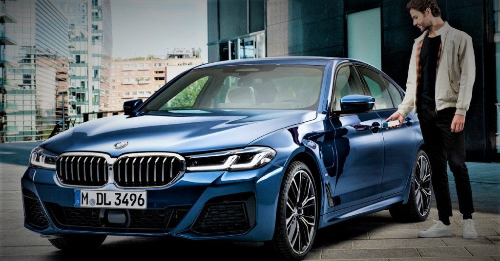 BMW uses customers' driving data to improve its in-car features ...